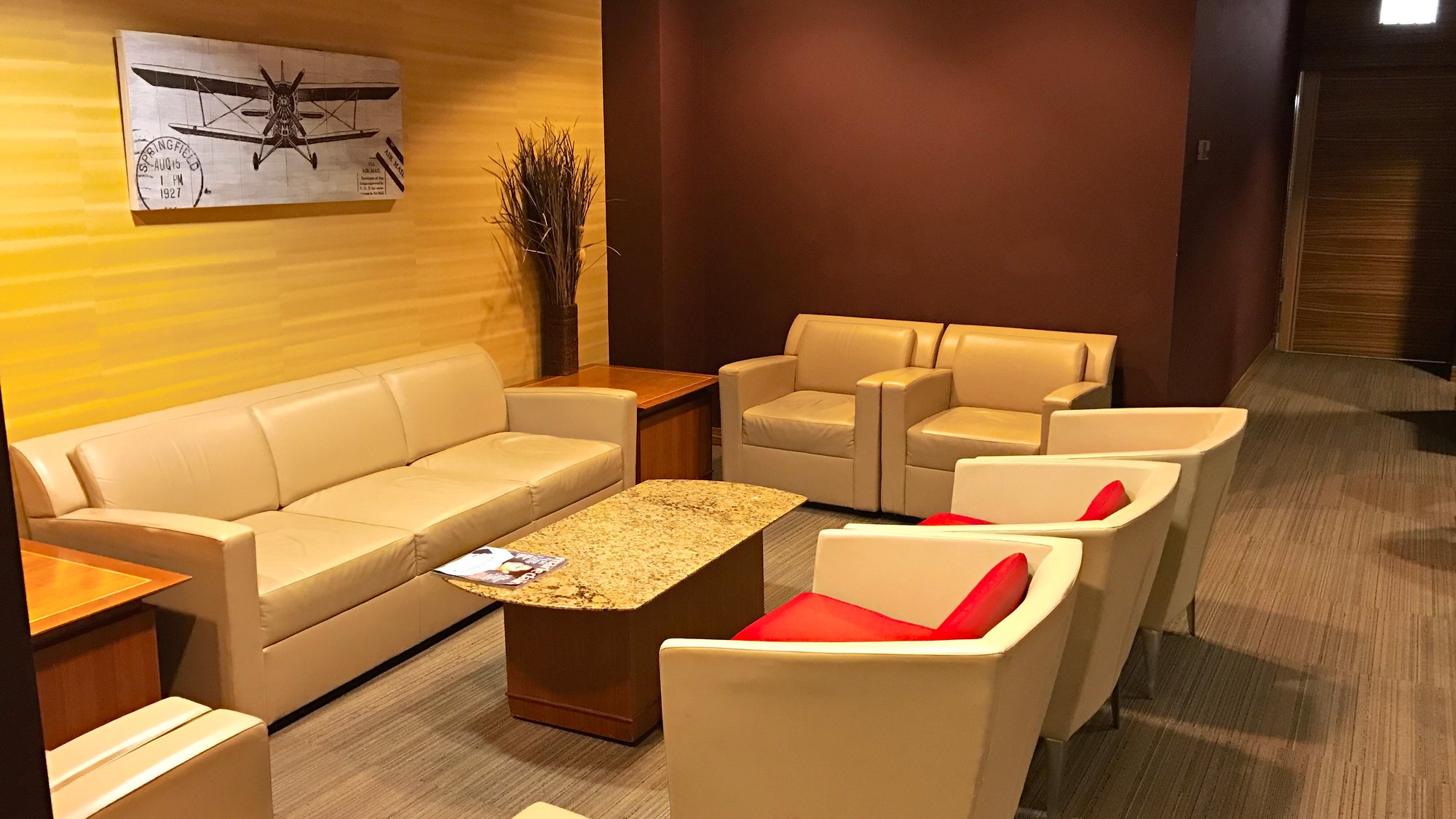 Swissport Lounge at O'Hare International Airport | Amex AT