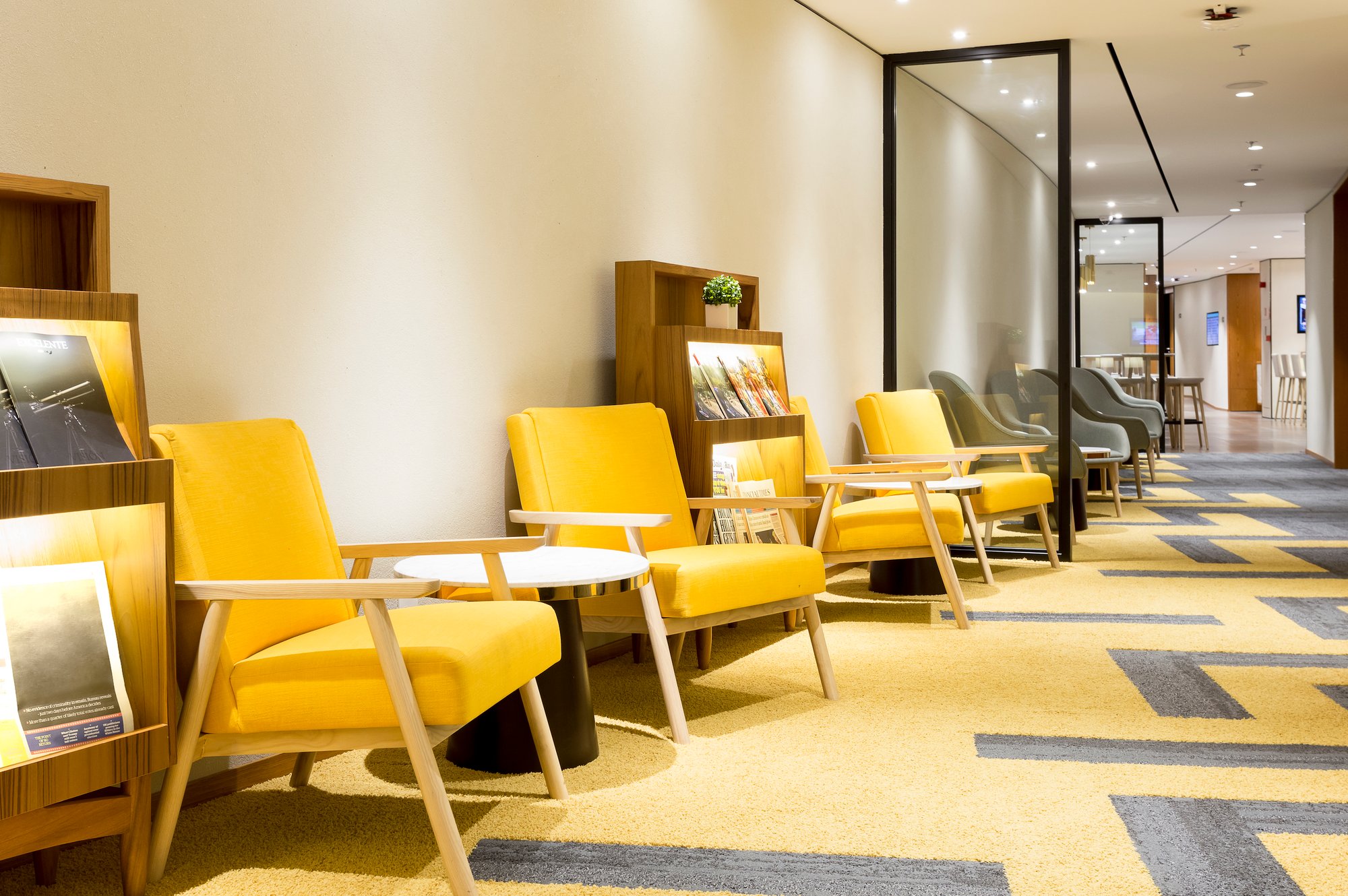 Plaza Premium Lounge (Arrivals) at Rio de Janeiro–Galeao International ...