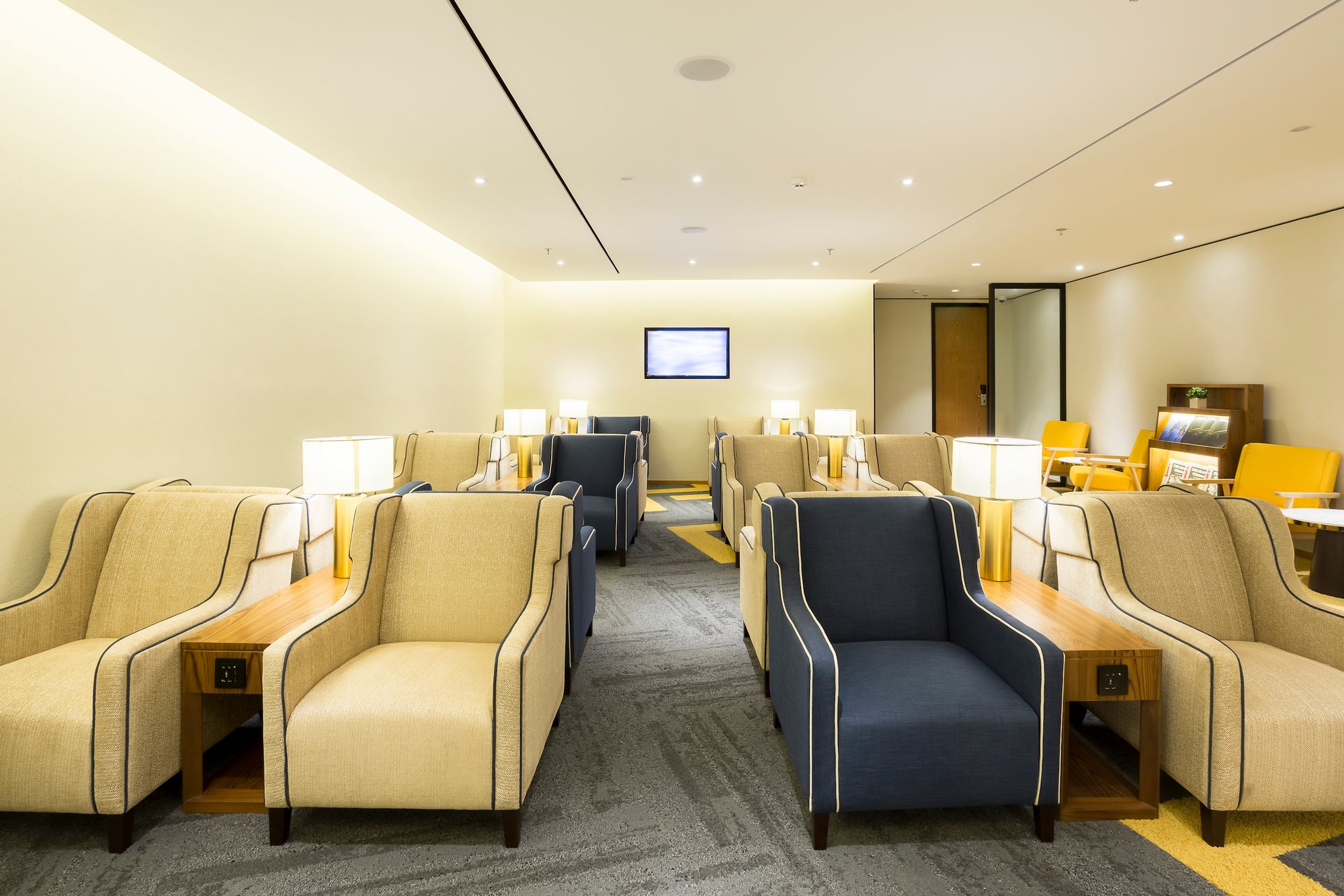 Plaza Premium Lounge (Arrivals) at Rio de Janeiro–Galeao International ...