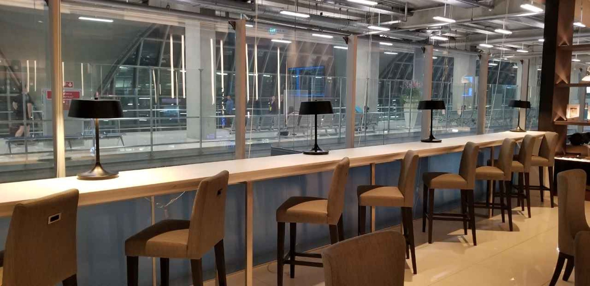 Miracle First Class Lounge at Suvarnabhumi Airport | Amex FI
