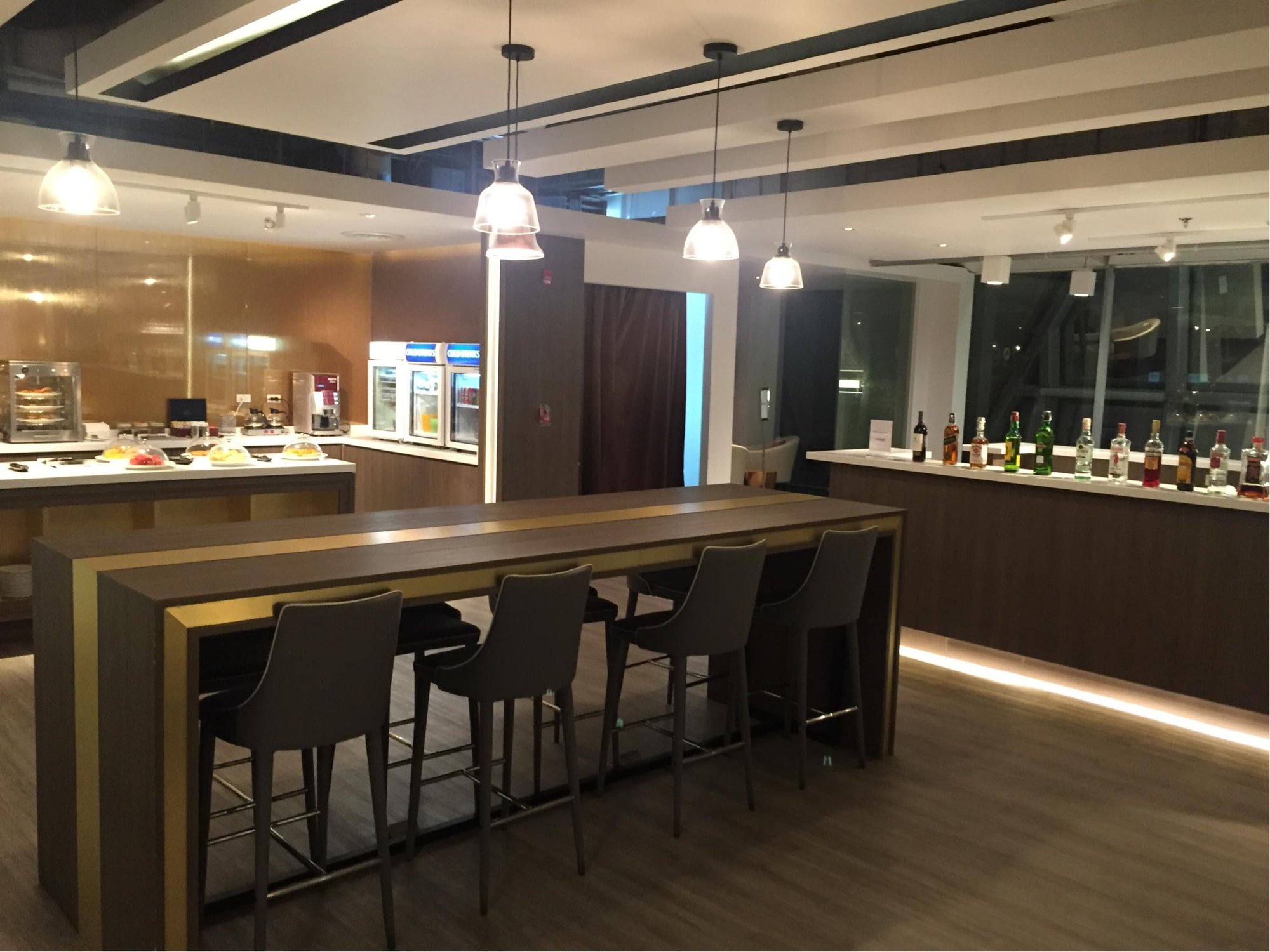 Miracle First Class Lounge (Level 3) (Temporarily Closed) at ...