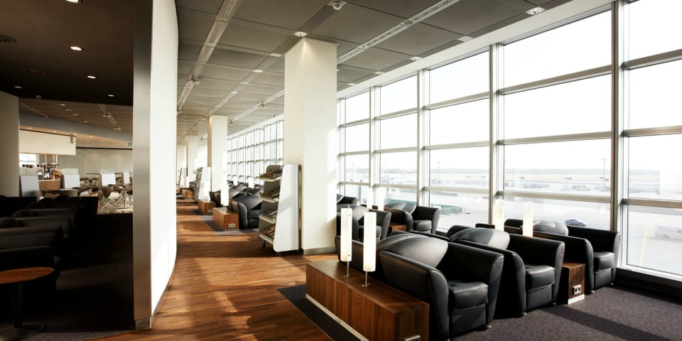 FRA: Lufthansa Senator Lounge (Non-Schengen, Gate C15) Reviews & Photos ... FRA: Lufthansa Senator Lounge (Non-Schengen, Gate C15) Reviews & Photos ...