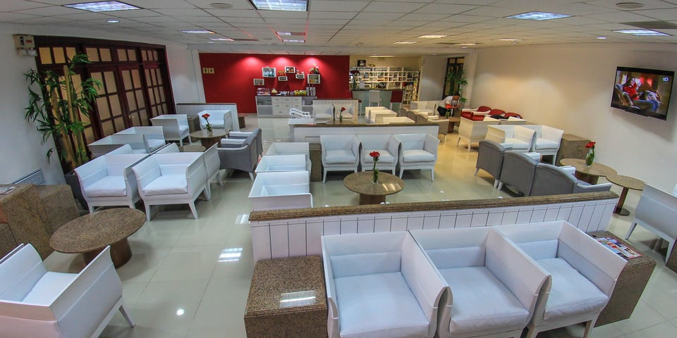 POP: Salon Ambar (Departures Lounge) Reviews & Photos - Main Terminal ...