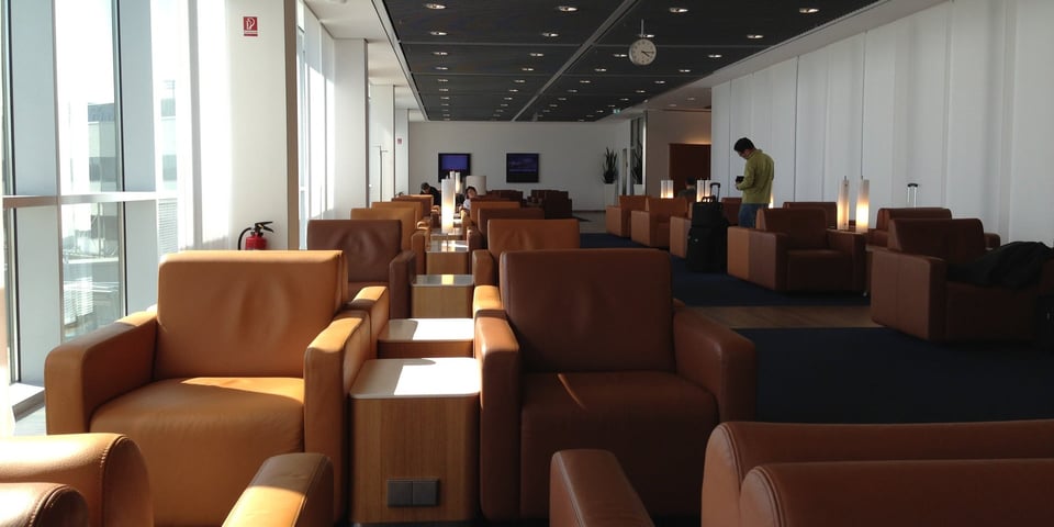 FRA: Lufthansa Senator Lounge (Non-Schengen) Avis & photos - Terminal 1 ... FRA: Lufthansa Senator Lounge (Non-Schengen) Avis & photos - Terminal 1 ...