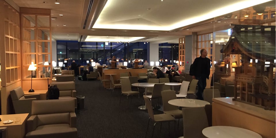 NRT: United Airlines United Club Comentarios y fotos - Terminal 1 ...