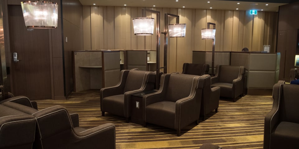 YVR: Plaza Premium Lounge (Domestic Gate B15) Reviews & Photos - Domestic Terminal, Vancouver ...