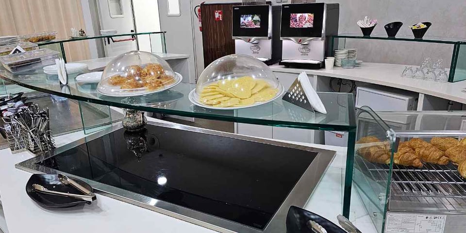 RAK: Royal Air Maroc Oasis Lounge (Temporarily Closed) Reviews & Photos ... RAK: Royal Air Maroc Oasis Lounge (Temporarily Closed) Reviews & Photos ...