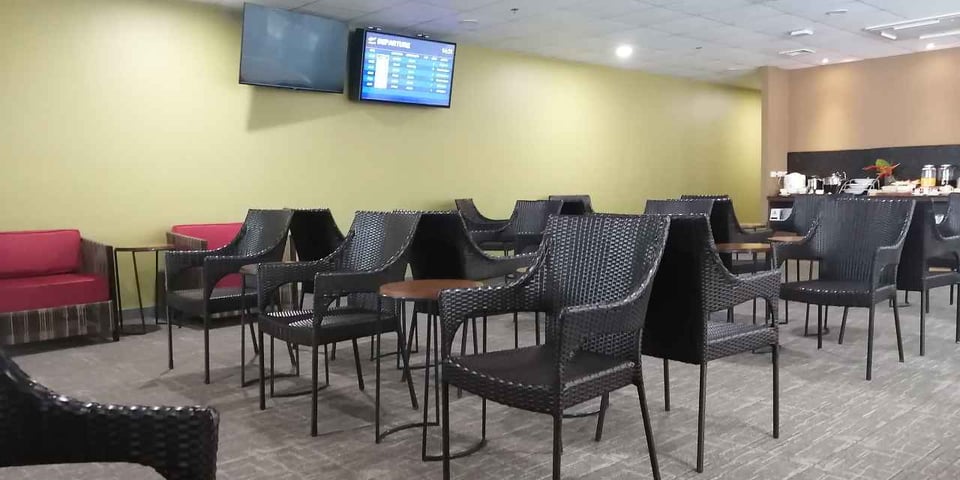 PPS: PAGSS Lounge Comentarios y fotos - Terminal principal, Aeropuerto ...